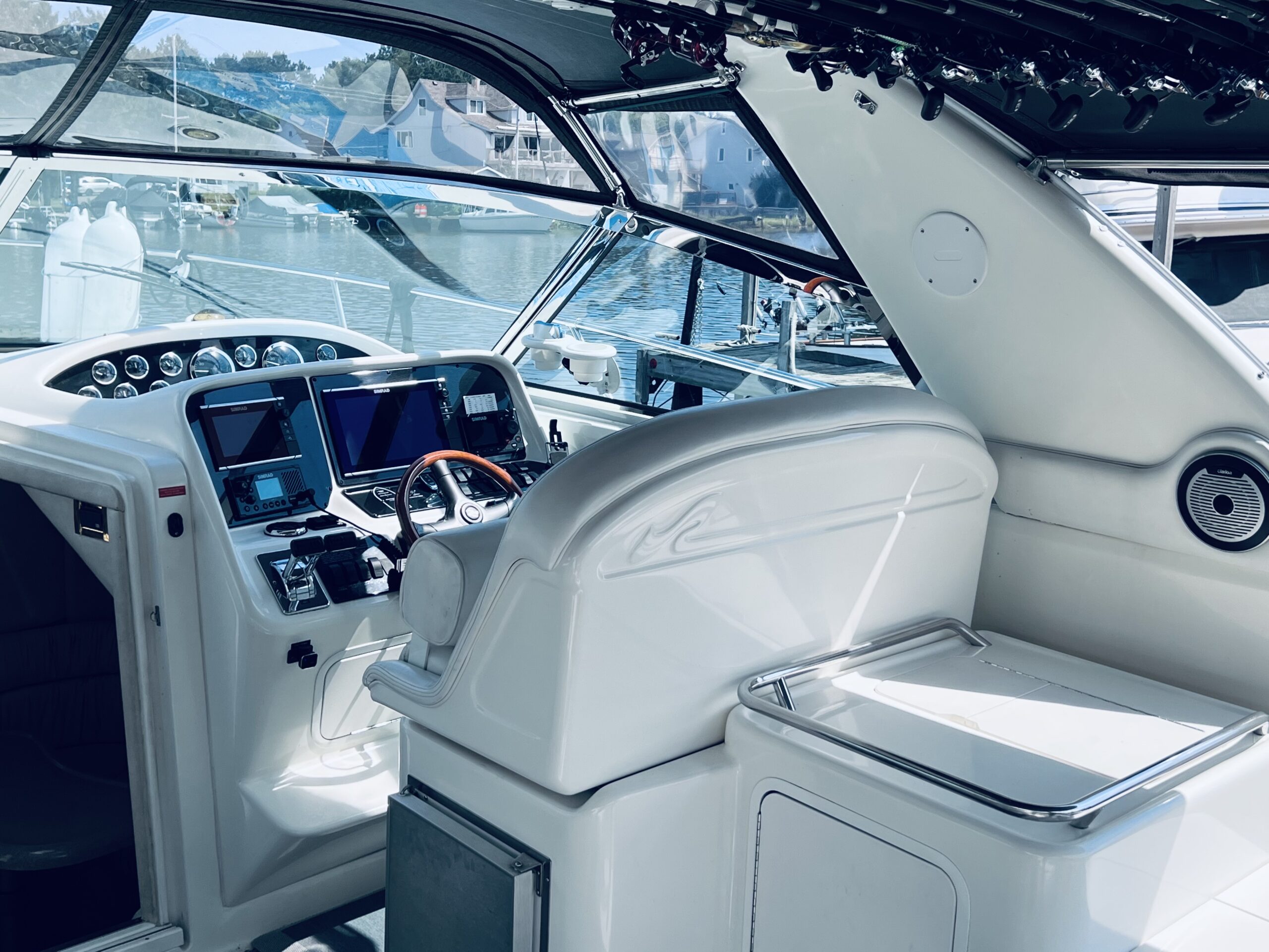 Sea Ray 370 Express Cruiser | Big Water Boat Broker | Lake Superior