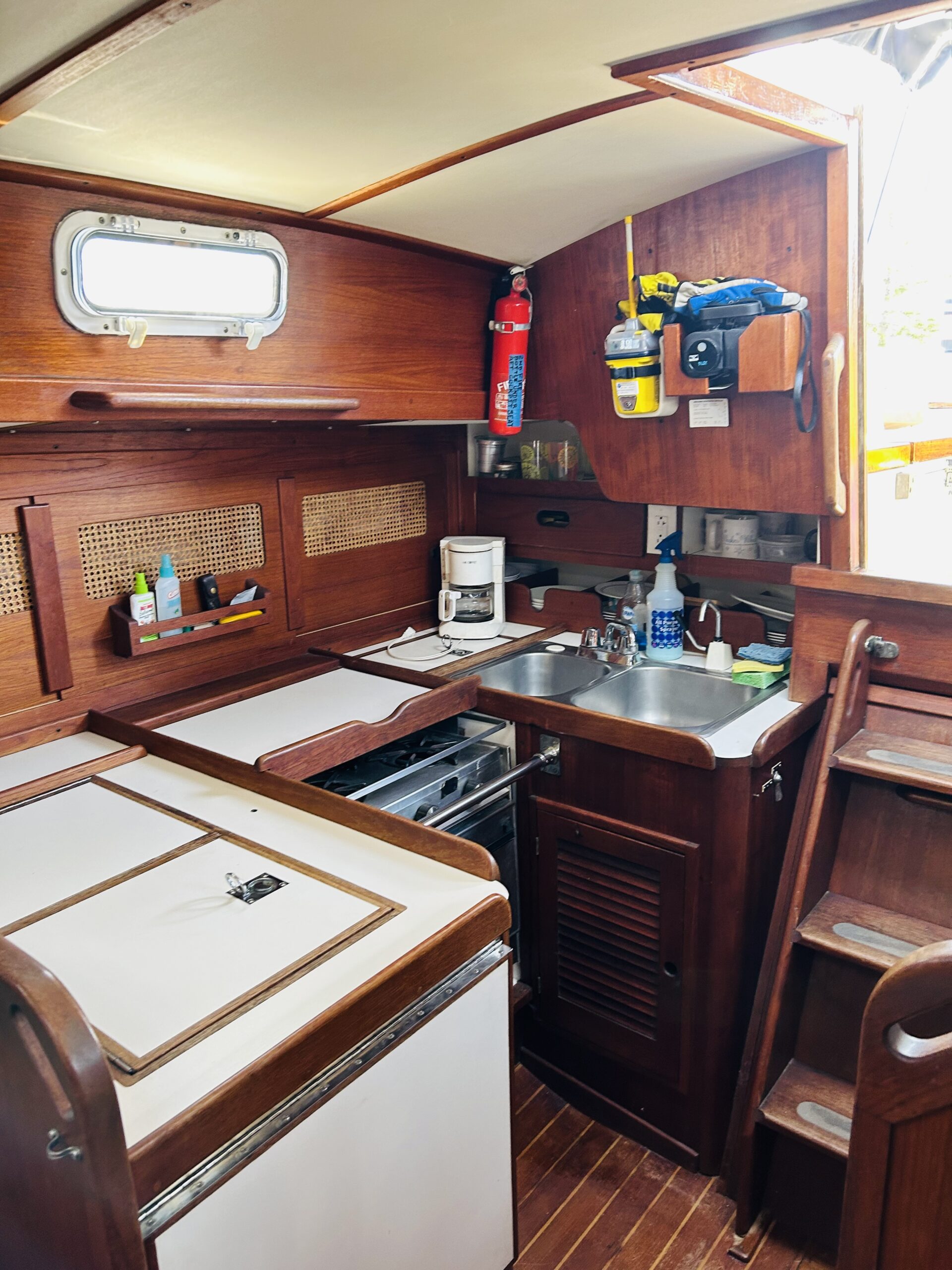 Tartan 37 | Big Water Boat Broker | Sailing Lake Superior